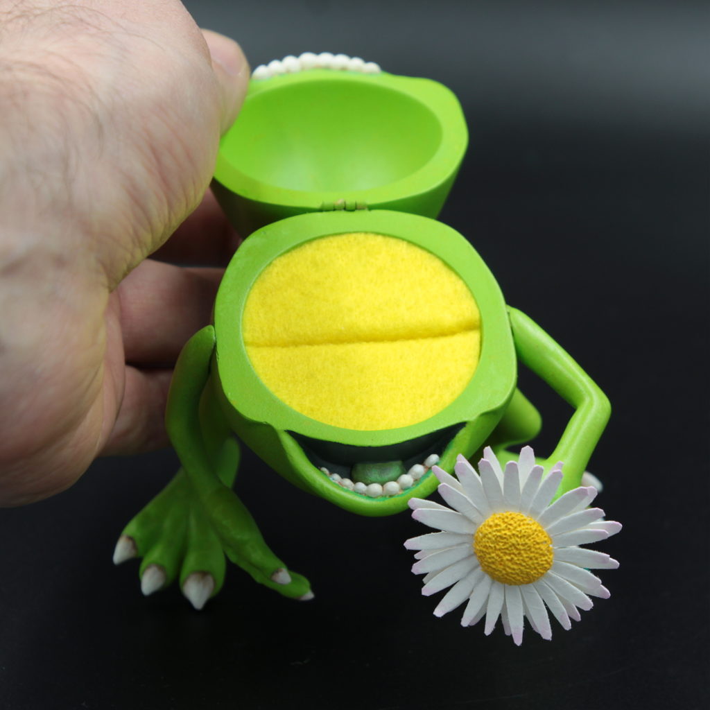 mike wazowski ring box | THEMODELMAKER